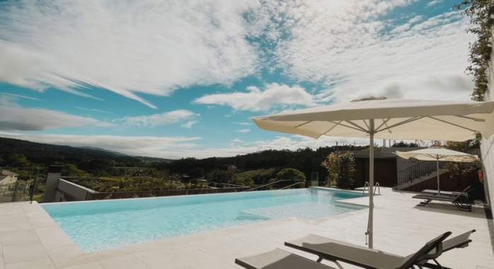 Atmos Hotel Boutique Outes **** | Reserva al mejor precio